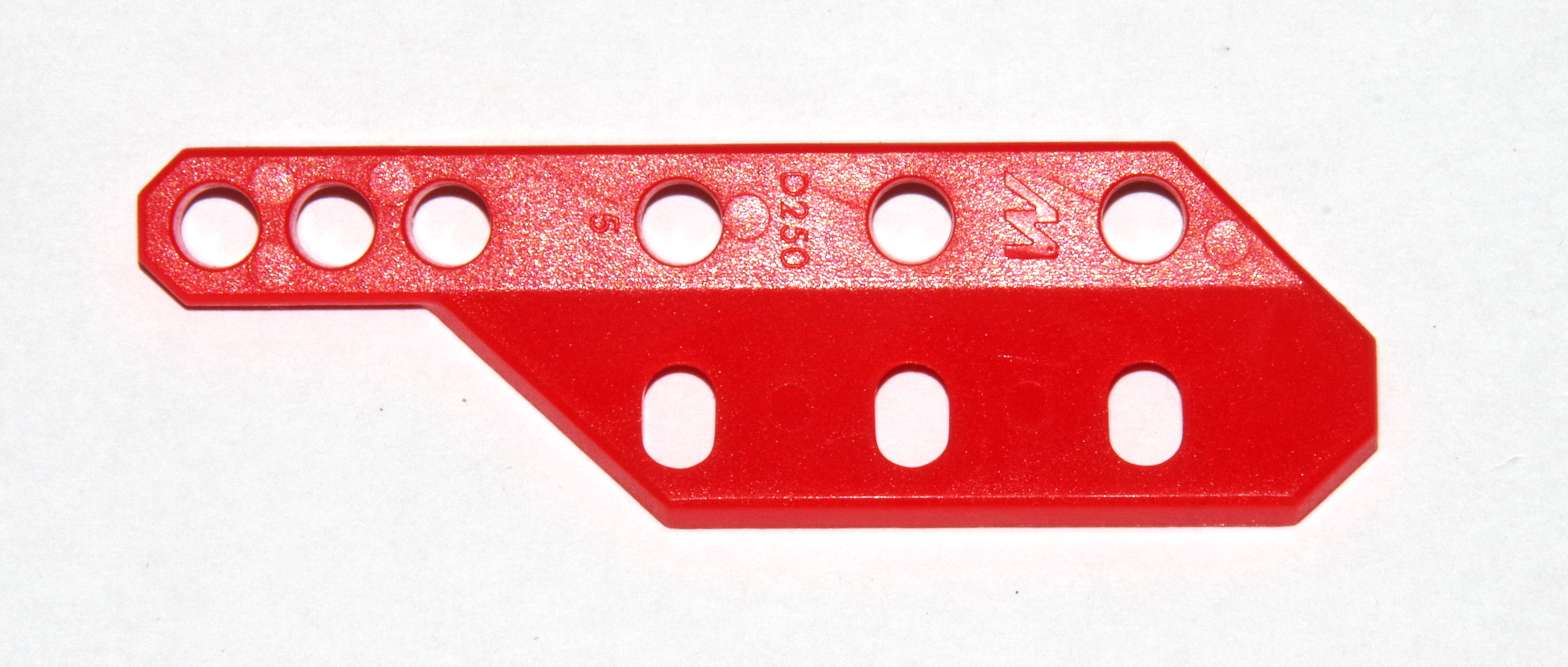D250 Narrow Obtuse Semi-Angle Girder 2¾" Right Red Plastic Original